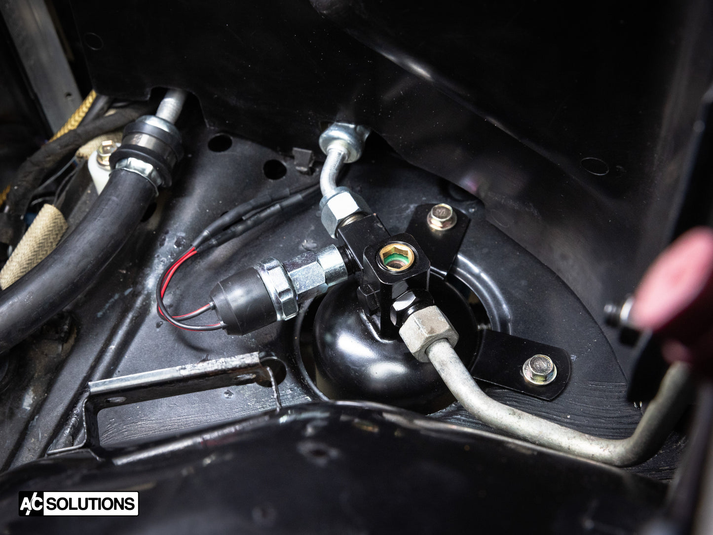 A/C Solutions BMW E30 R134a Retrofit Kit (82319067394) - Island Racewerks